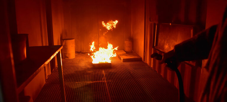 Basisopleiding eerste interventieploeglid - Fire Fighting Truck ...